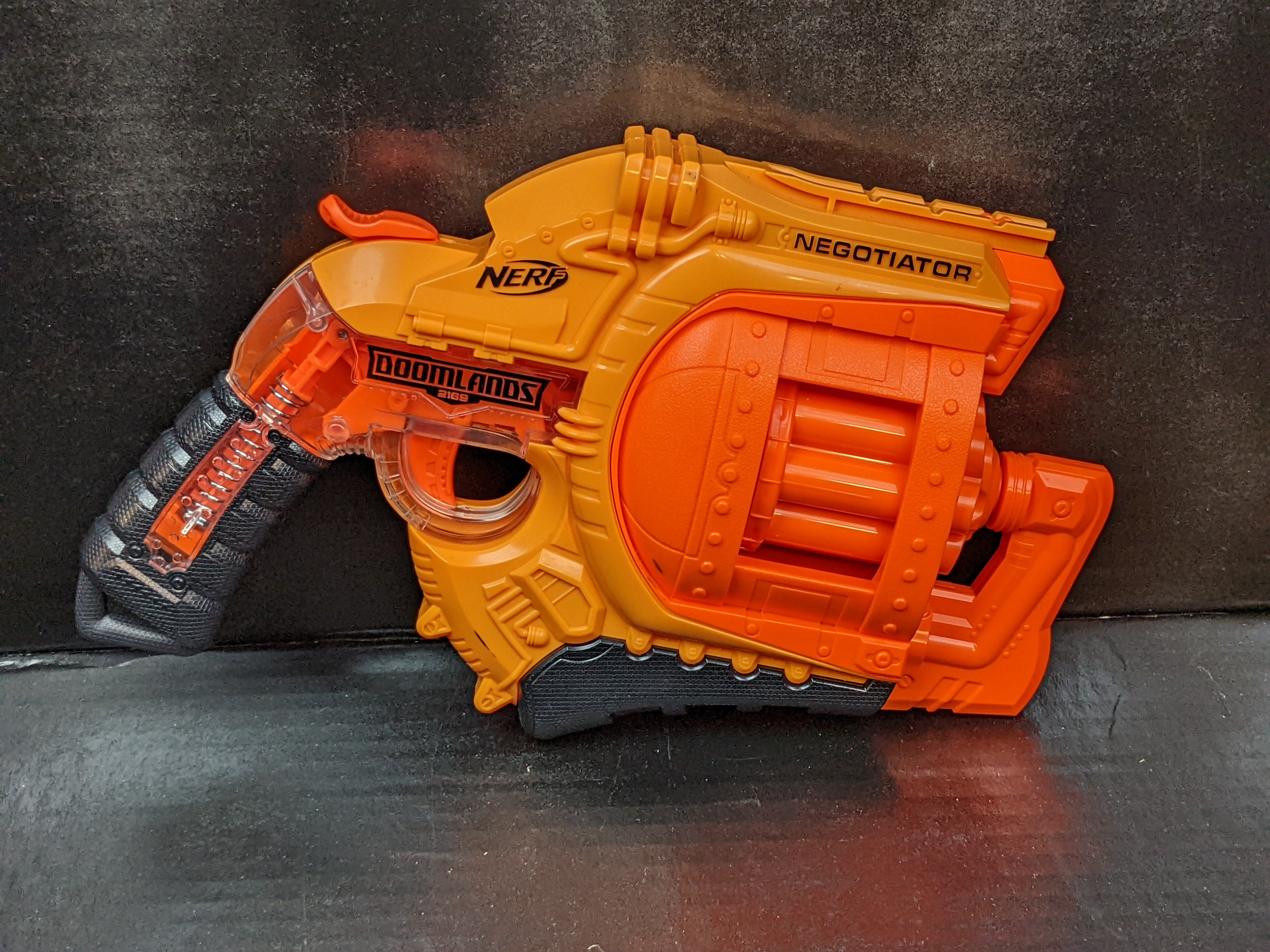 Nerf Doomlands Negotiator – Blaster Barn